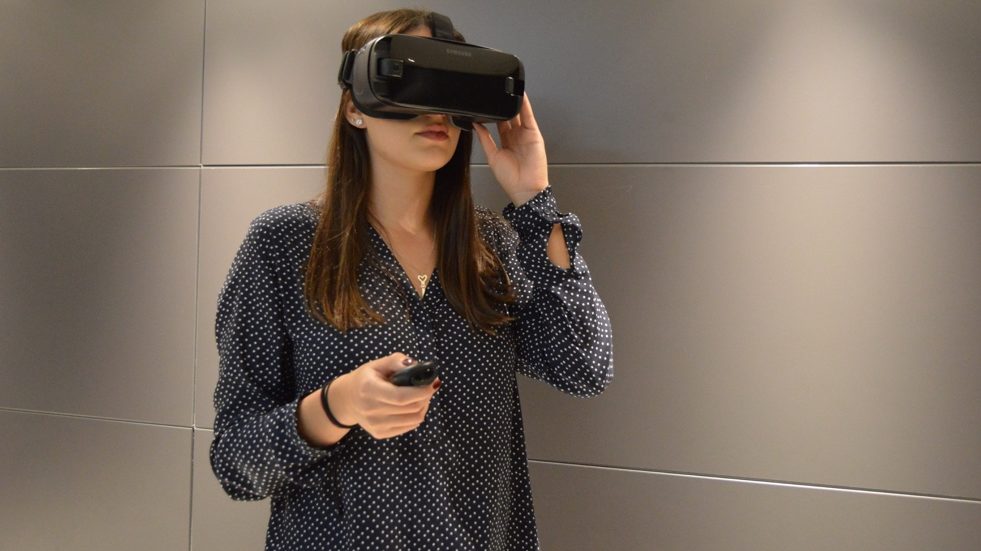 VIRTUAL REALITY: THE FUTURE OF ARCHITECTURAL VISUALIZATION - DG-LA